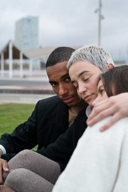 Loneliness and Support Among Single and Coupled Young Adults